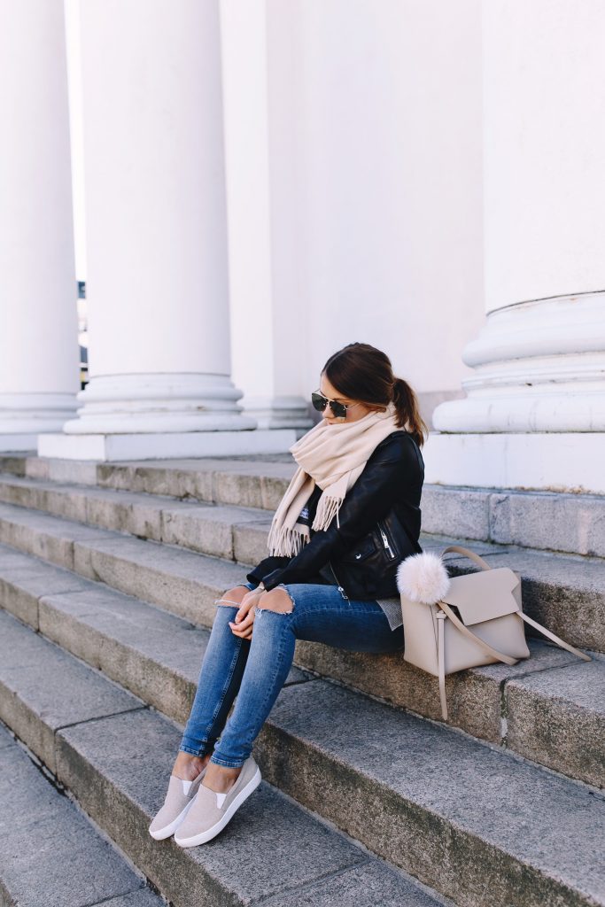 Bare legs & London love - Mariannan
